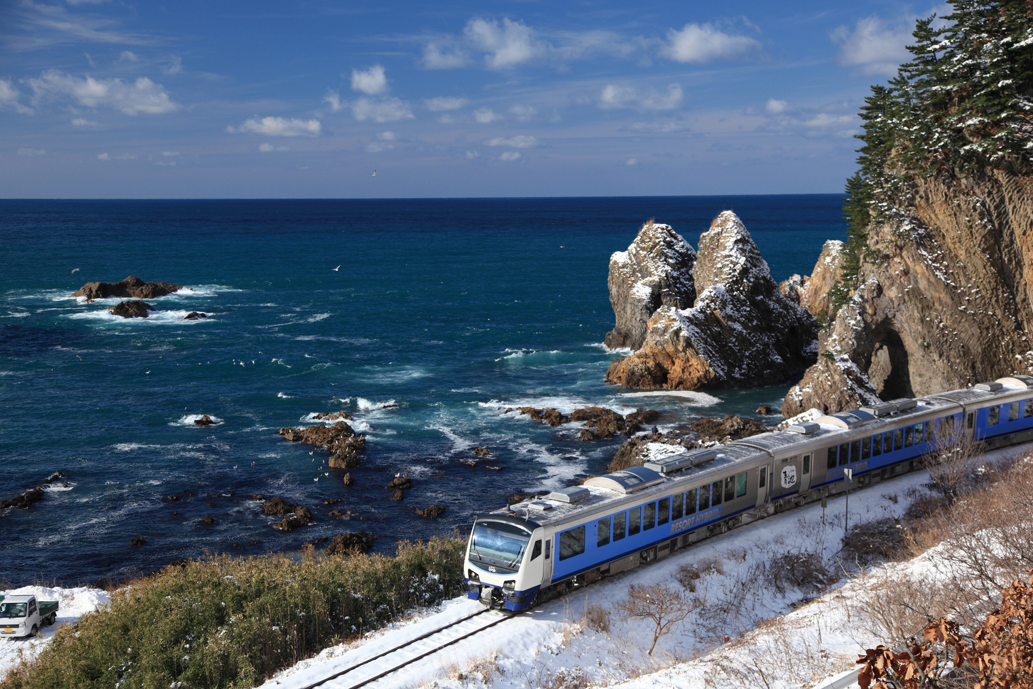 Go the Extra Mile with the Gono Line | JAPAN RAIL CLUB